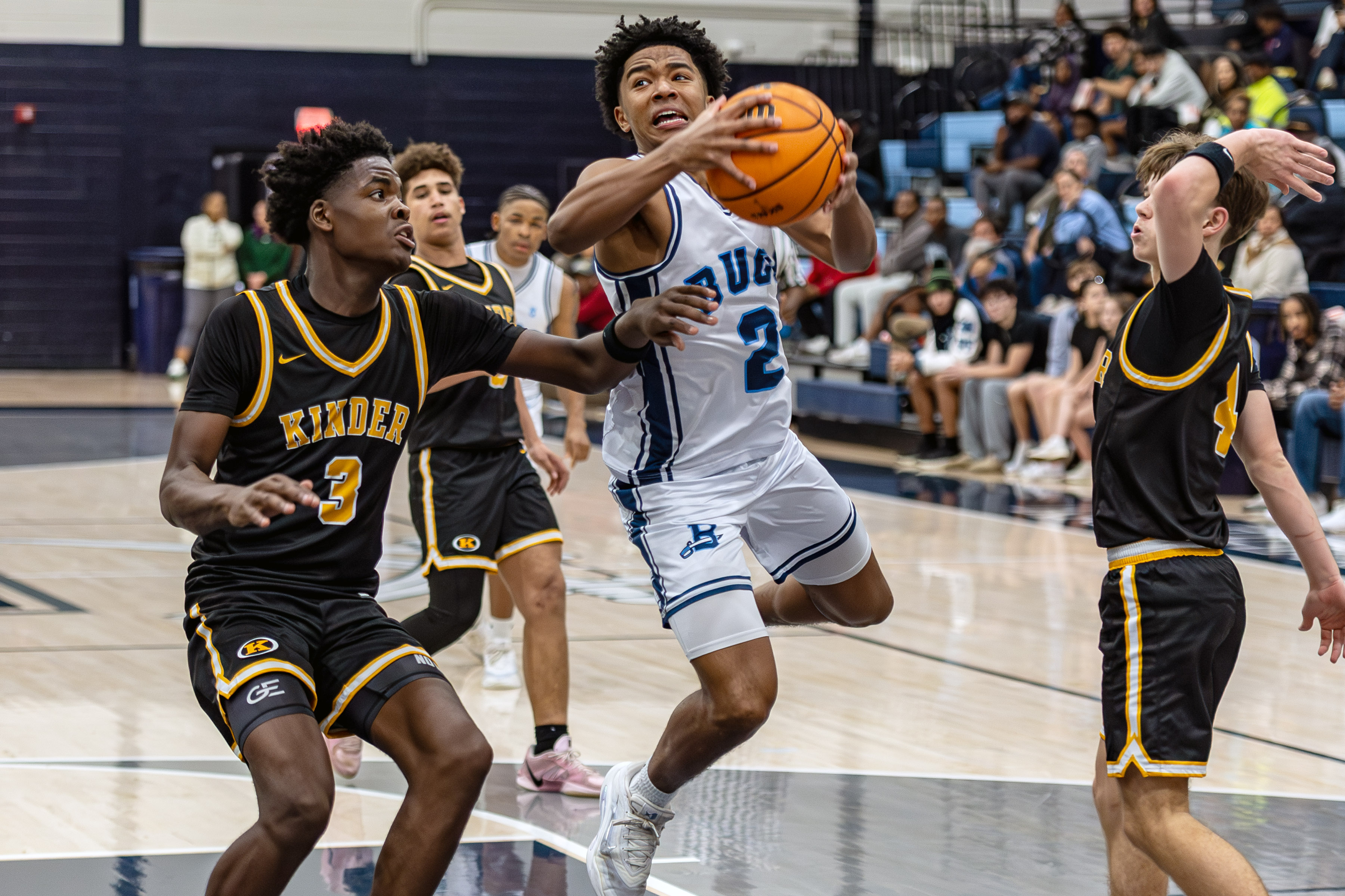 Multiple major injuries can’t stop Barbe’s Braylon Carter | American Press